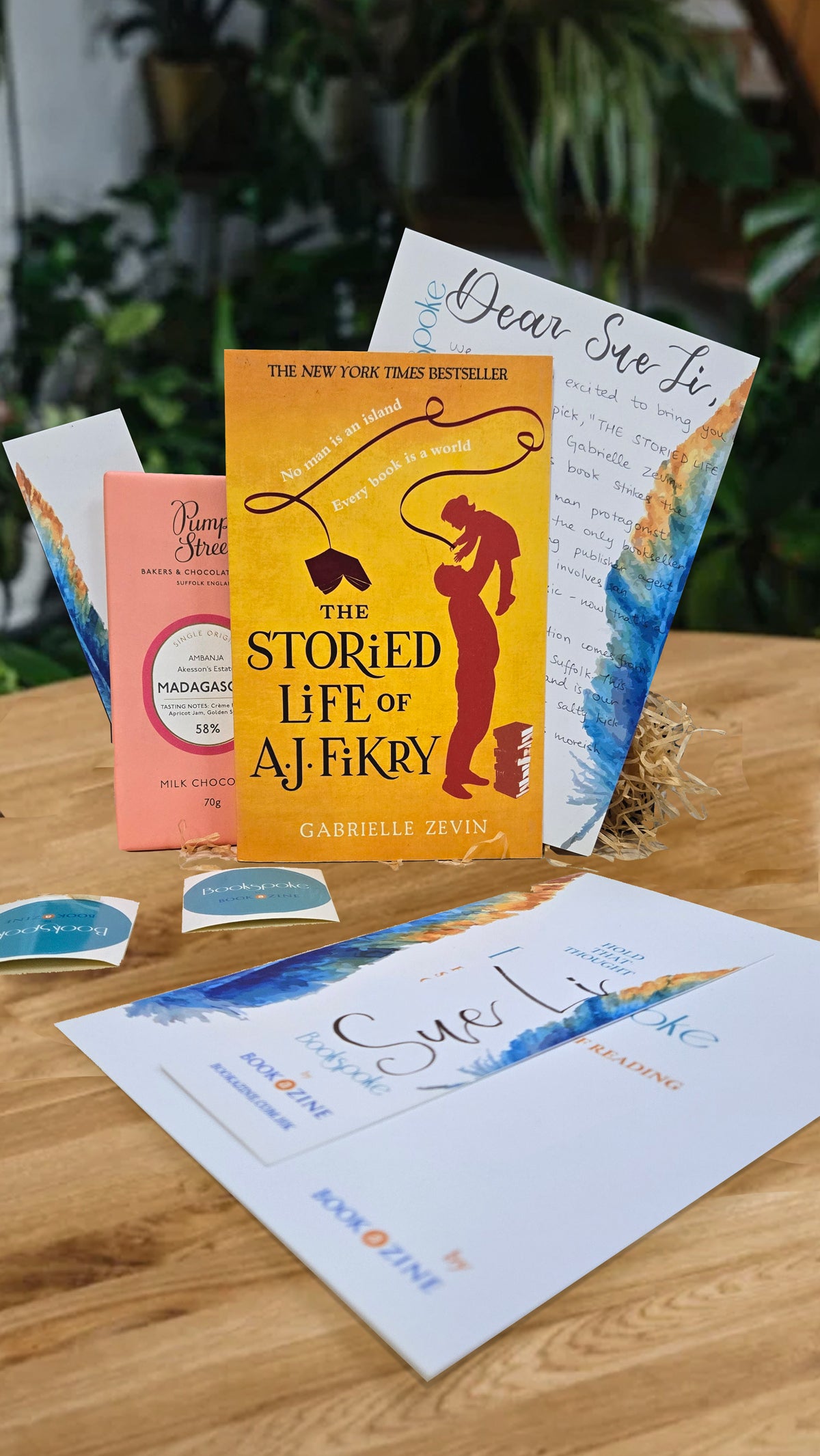 Books & Chocolate – Ultimate Gift Subscription – Bookazine